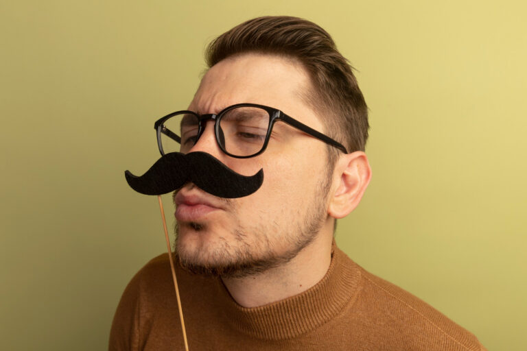 5 tipos de bigode e os cuidados necessários - BARBA BRAVA